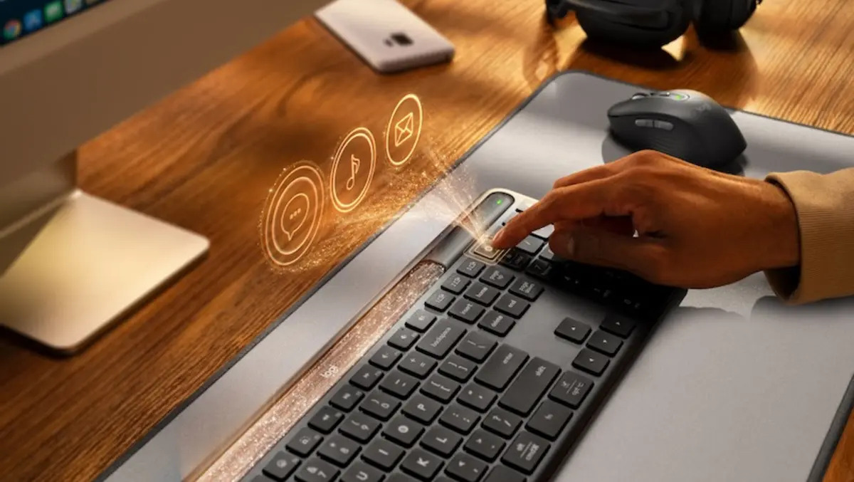 Logitech Solar Keyboard: 4-Month Charge & Wireless Freedom - World ...